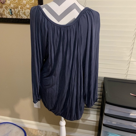 Tops | 1x Grey Super Soft Open Sleeve Top | Poshmark